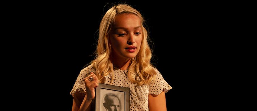 Hell on Earth: Manya Frydman Perel's Shoah Experience